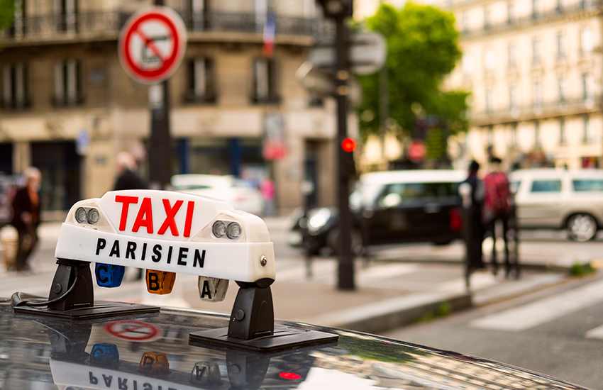 How To Hail A Taxi Around The World Luggage Shipping With Luggage Free